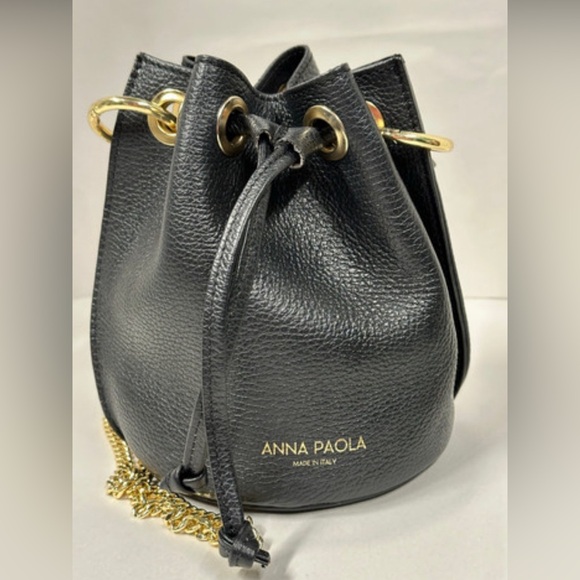 Anna Paola Bucket Bags